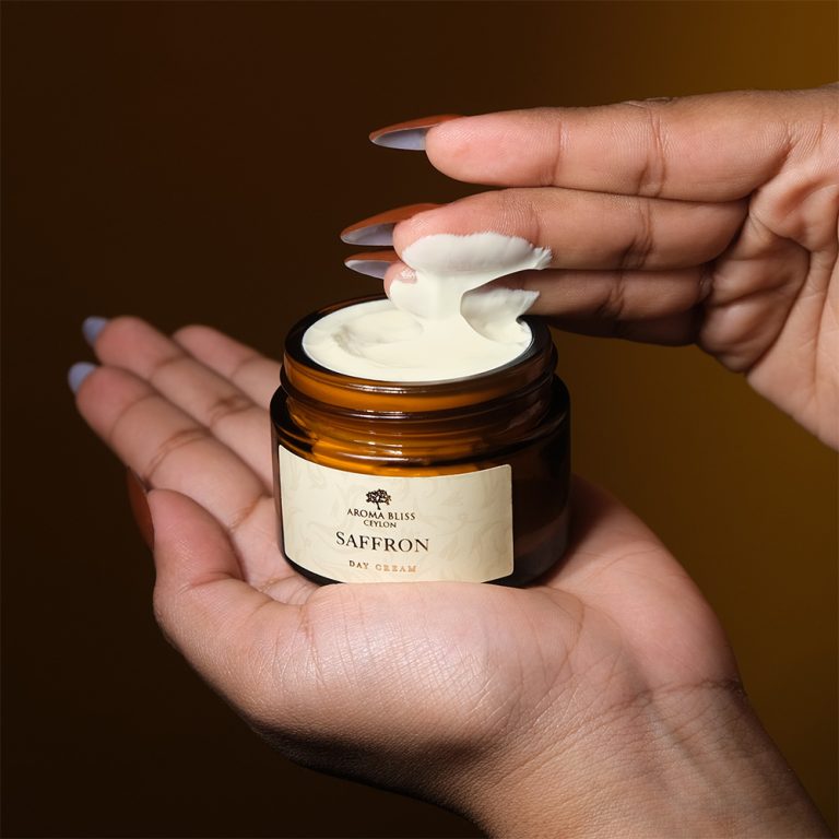 Saffron Day Cream (50g) -spf 15 sun protection | Aroma Bliss Ceylon